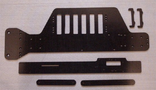 CUSTOM WORKS DOMINATOR CARBON FIBER CHASSIS