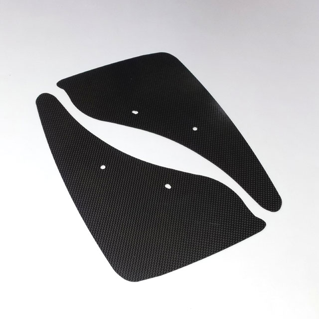 FORD MUSTANG FRONT PLASTIC SPLASH GUARD