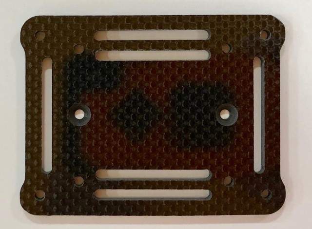X-MAXX CARBON FIBER ACCESSORY TRAY