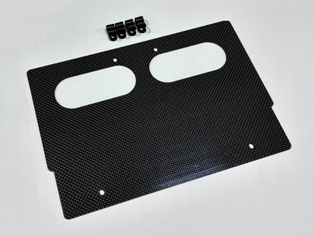 CARBON FIBER LOWER REAR WINDOW PANEL FOR TEAM LOSI 5IVE-T